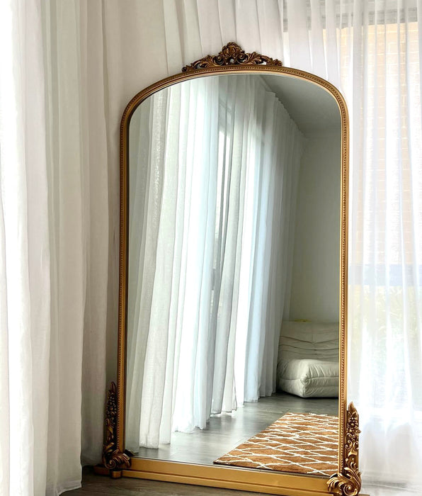 Mirror Selfie Ideas: Creative Poses & Tips for Stunning Mirror Pics ...